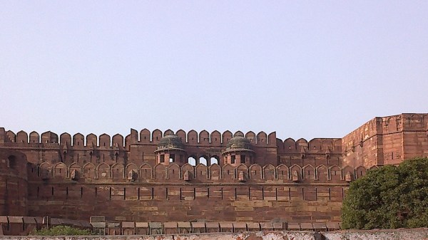 The Mughal Seat Of Power: Agra Fort – Astonishing India