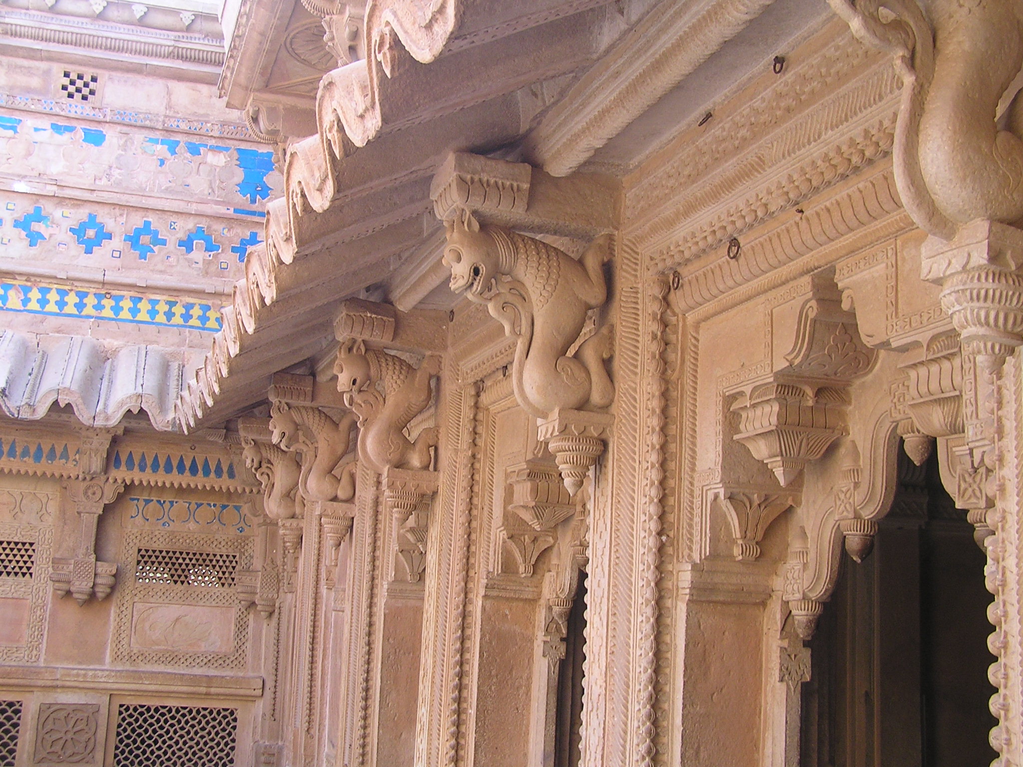 Brackets and Corbels :Temples and Forts – Astonishing India