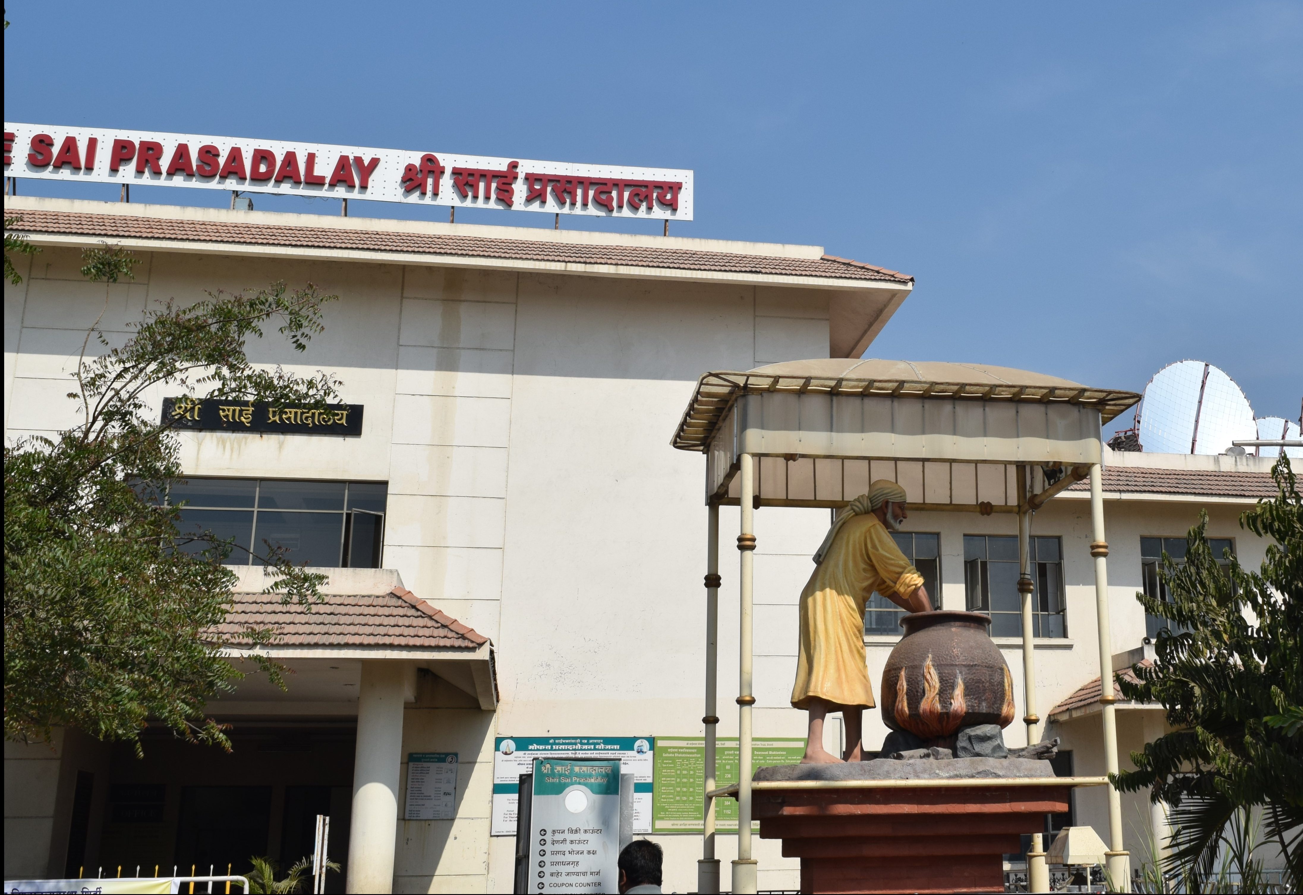 Inside The Mega Kitchen At Shirdi – Astonishing India
